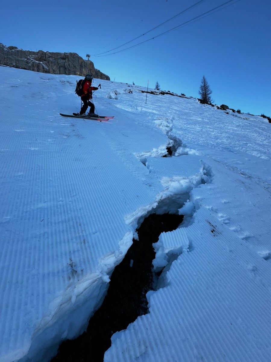 Super Steep Swiss Slope Closes as Cracks Appear